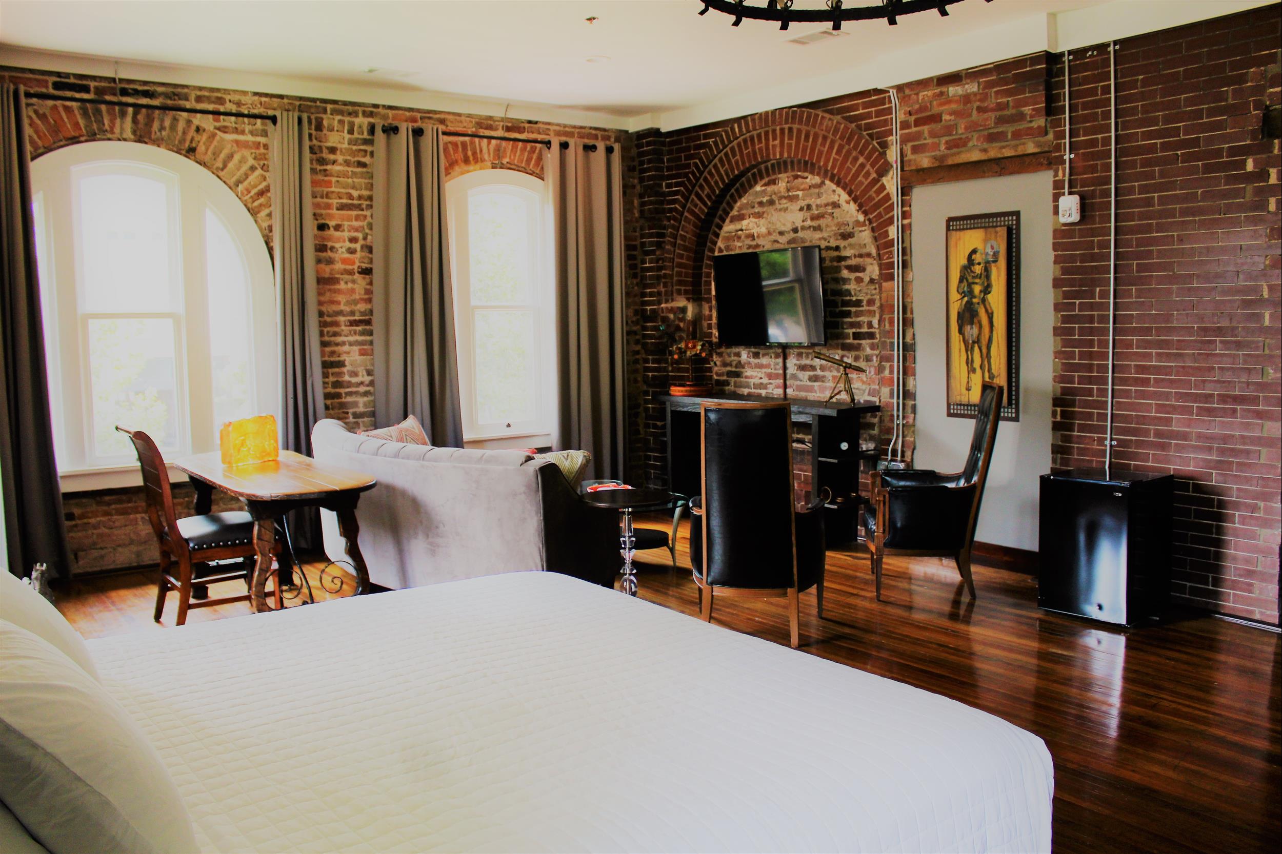 Hotel Hale | Luxurious Suites | Hot Springs, Arkansas